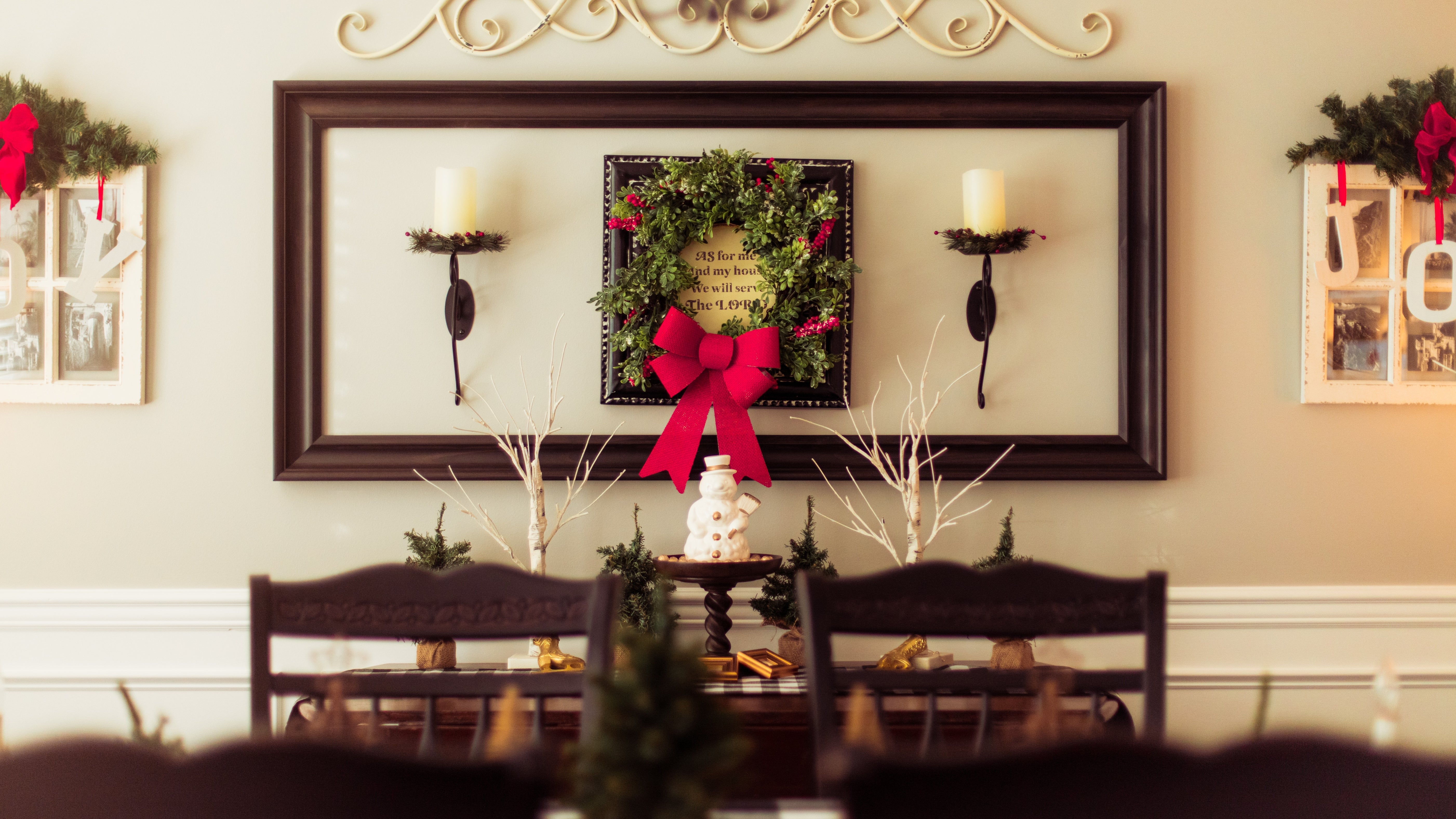Holiday Wall Decor to Celebrate the Season – Holiday Tree