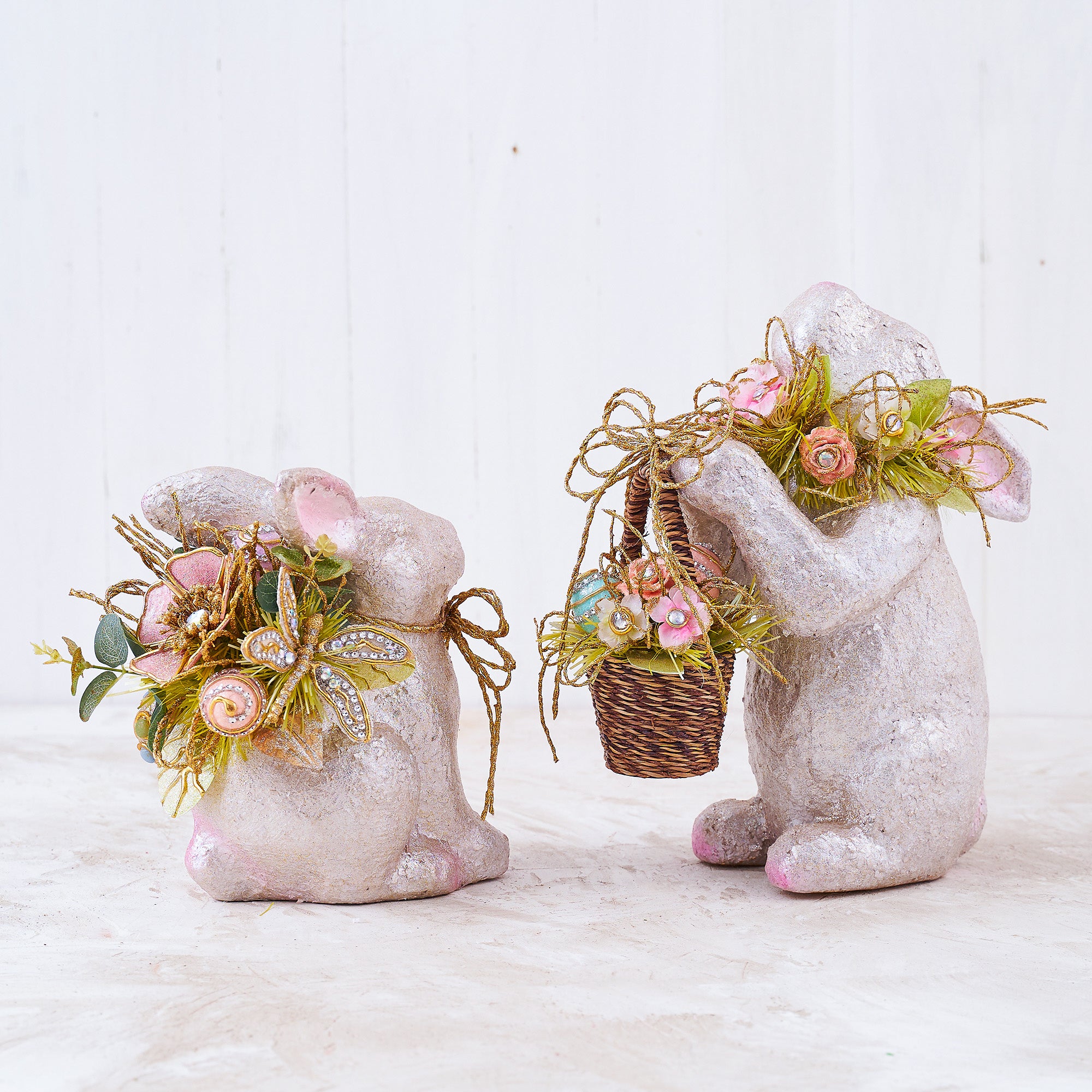 Capiz Floral Bunny with Wicker Basket – Holiday Tree