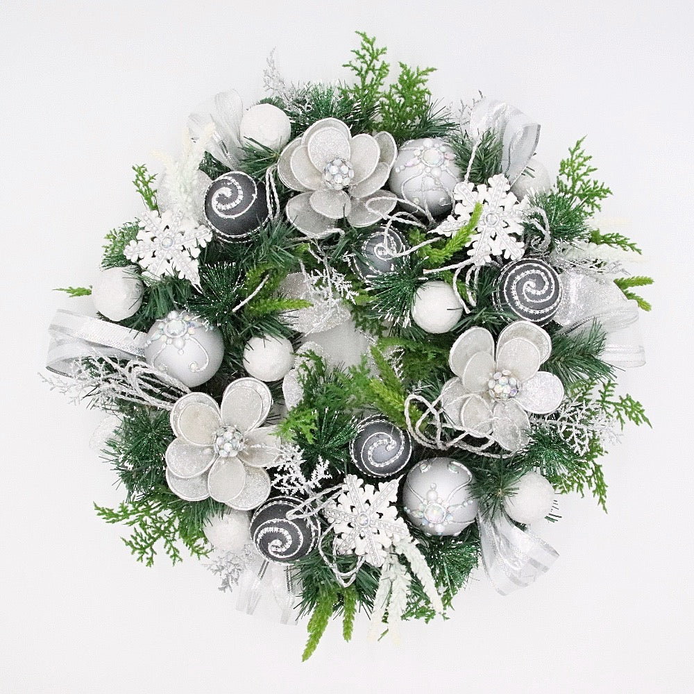 Capiz Silver White Wreath | Holiday Tree – Holiday Tree